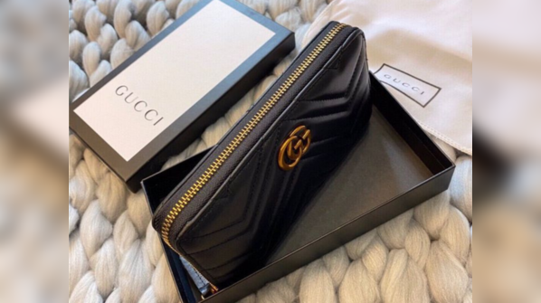 How to spot a fake Gucci wallet?