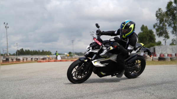 Orxa Mantis electric bike in images: Range, battery, features and ...