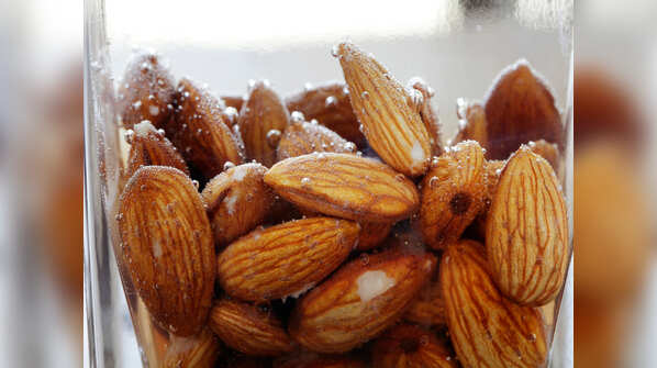 How to peel almond skin in 7 easy steps