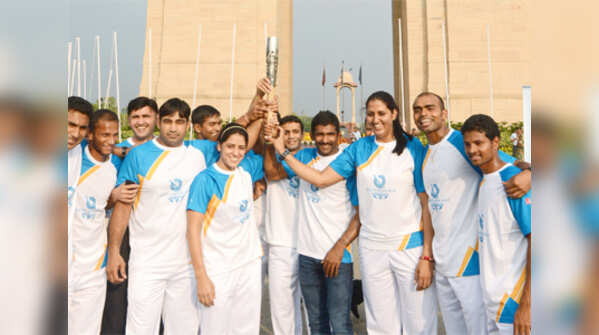 Queen's Baton showcased at India Gate