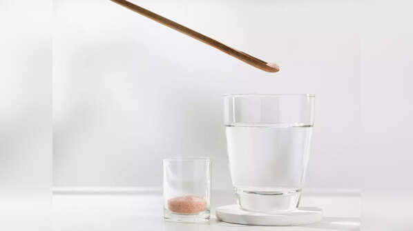 How to make mineral water at home