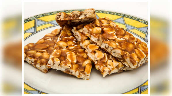 Peanut & Jaggery Benefits: Peanut with jaggery and benefits of eating ...