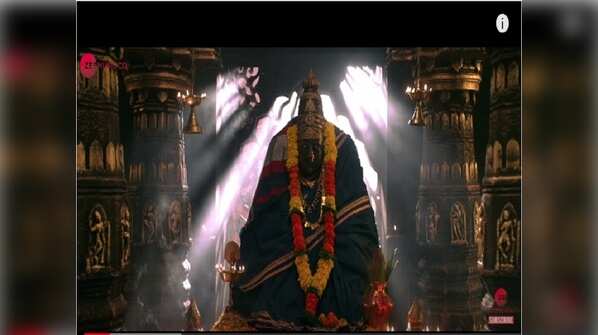 Top Marathi Gondhal songs that you would love listening to this Navratri