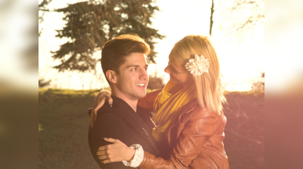 Reasons why kissing is so important in relationships