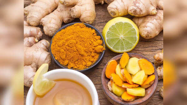 Turmeric ginger tea benefits: Can Turmeric Ginger Tea help in healing ...