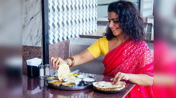 The science behind eating with hands and its untold benefits