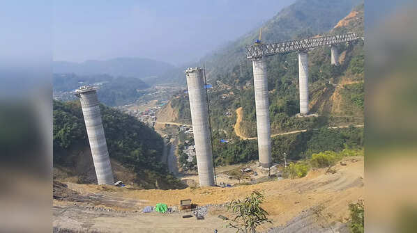 Breathtaking photos of Indian Railways bridges! These upcoming rail bridges are engineering ...