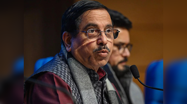 Prominent leaders on BJP's second list for Lok Sabha polls