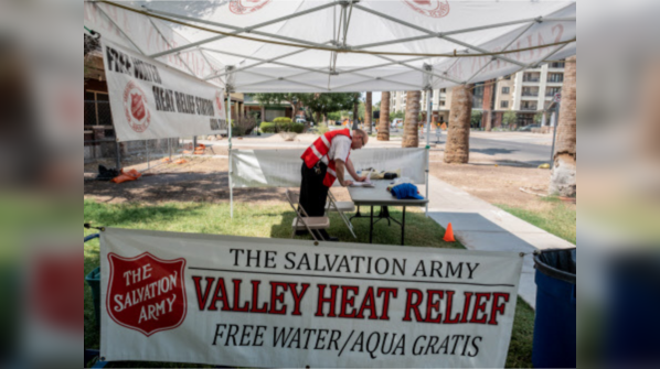 Intense heat wave blisters US with record temperatures