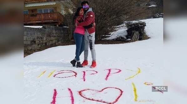 Newly married couples of TV celebrate their first Holi in style