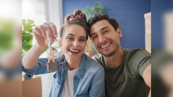 Ways to build intellectual intimacy in relationships