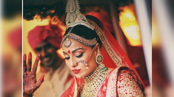 5 bindi trends to steal from Bollywood divas