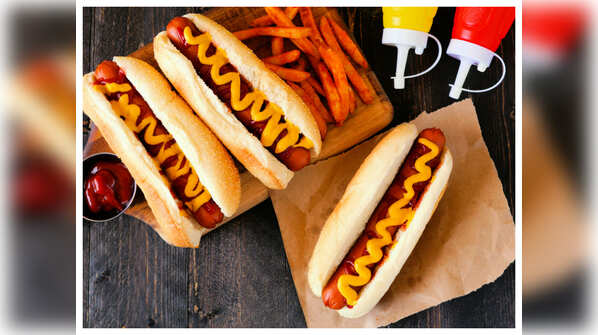 Origin of Hot Dog: Why is Hot Dog Called a Hot Dog?