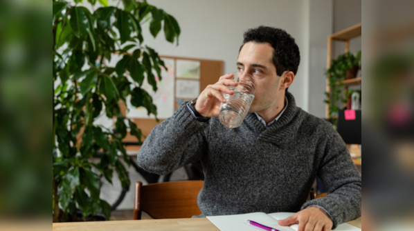 7 reasons to begin your day with lukewarm water