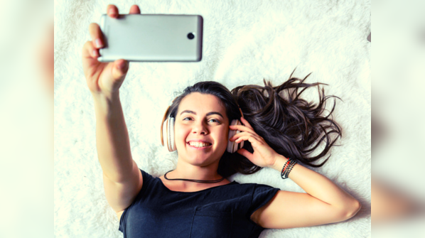 Here's what your selfie style reveals about your personality