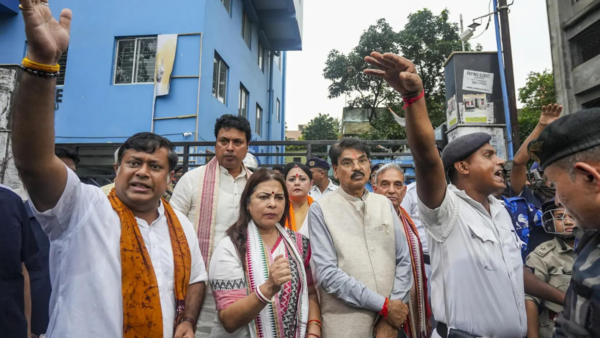 Public Holidays in February 2025 | Full List of Public Holidays