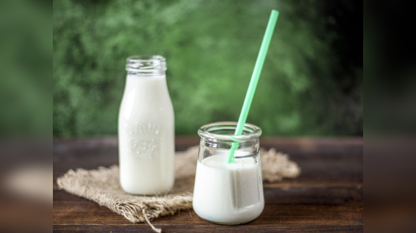 7 healthy drinks for strong bones