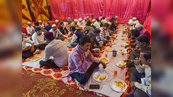 Fasting And Prayer How Muslims In India Are Celebrating Holy Month Of