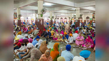 Langar Gurdwara Quotes The Story And Facts Behind Gurudwara Langar