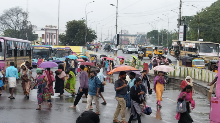 Tamil Nadu Weather Highlights: IMD upgrades alert to 'orange' for ...