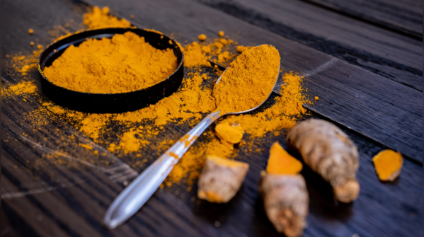5 turmeric-based face packs for glowing skin