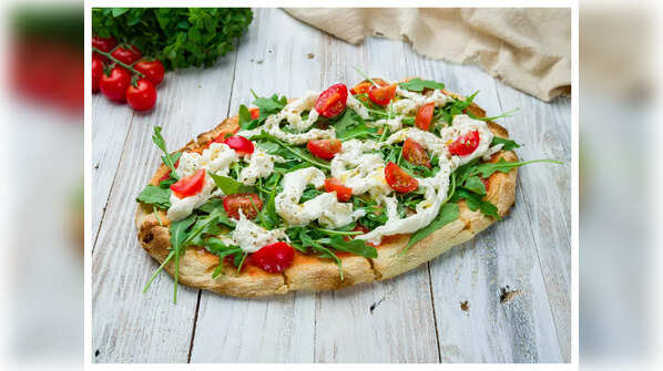 What is a Pinsa and how is it different from a regular Pizza?