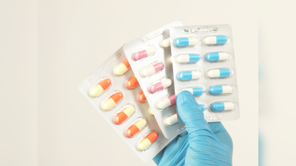 Garlic Benefits: 5 benefits of eating 1 raw garlic daily