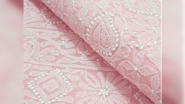 Chikankari Kurta: Top 5 Trending Chikankari kurtas