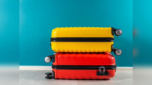 10 types of travel bags and suitcases, and what are they called