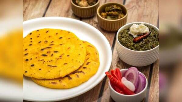 Jowar roti vs makki roti: What’s healthier for weight loss?