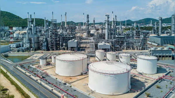 5 of the oldest oil refineries around the world