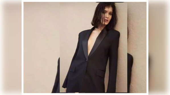 5 times Shanaya Kapoor lent a fun and flirty twist to blazers