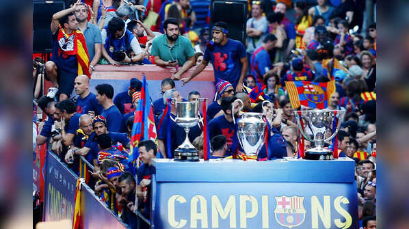 Barcelona celebrate treble in style