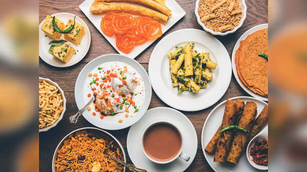 5 foods one must avoid consuming with Tea