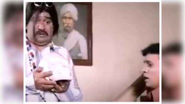 Laxmikant Berde Birth Anniversary: 'Zapatlela' to 'Ashi Hi Banwa Banwi ...