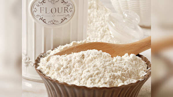 What is better bleached or unbleached flour?