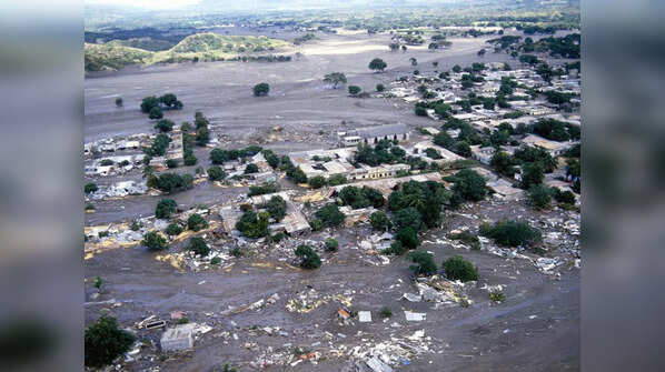 10 deadliest landslides in recorded history