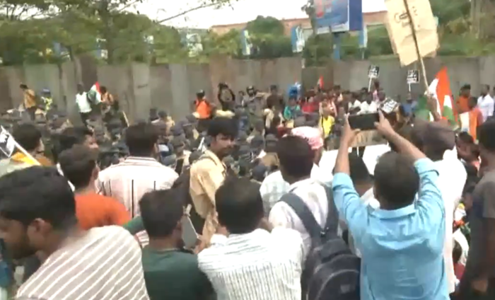 Kolkata Nabanna March, Kolkata Doctor Rape Protest Live: BJP calls a 12 ...