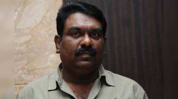 Pokkuveyil on Flowers TV