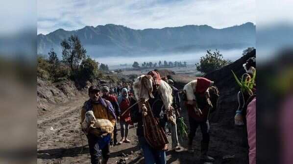 Indonesian Hindus take part in Yadnya Kasada ritual
