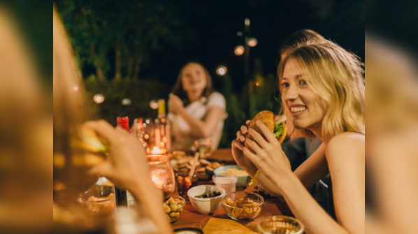 Drinking Alcohol: Is it better to eat before or after drinking alcohol ...