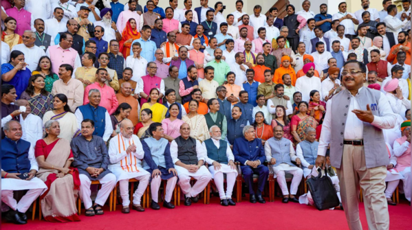 'Samvidhan Sadan': MPs turn up in myriad colours for farewell pic at ...