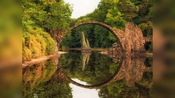 10 most unique bridges across the World