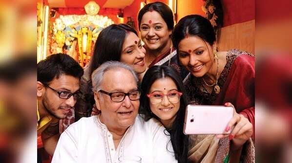 How Bengali films have explored family values in recent times?