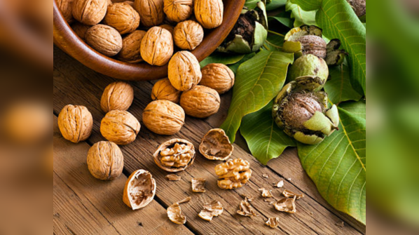 Walnuts: 10 reasons you should eat walnuts daily
