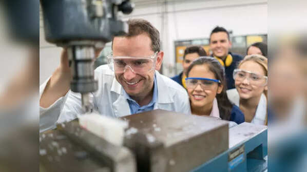 10 Colleges for Mechatronics Engineering in India