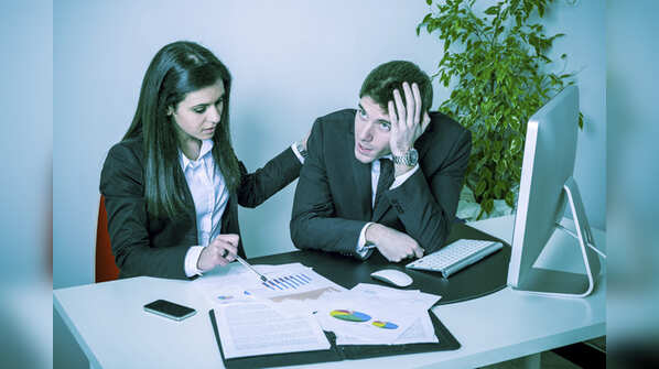 7 ways to stay happy at work