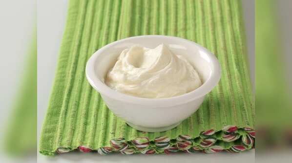 Milk vs. Curd: Which is a healthier dairy product?