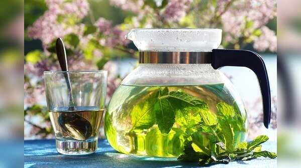 Can you reheat tea: Is reheating tea dangerous for the body?