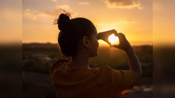 7 ways to make your woman feel secure in the relationship